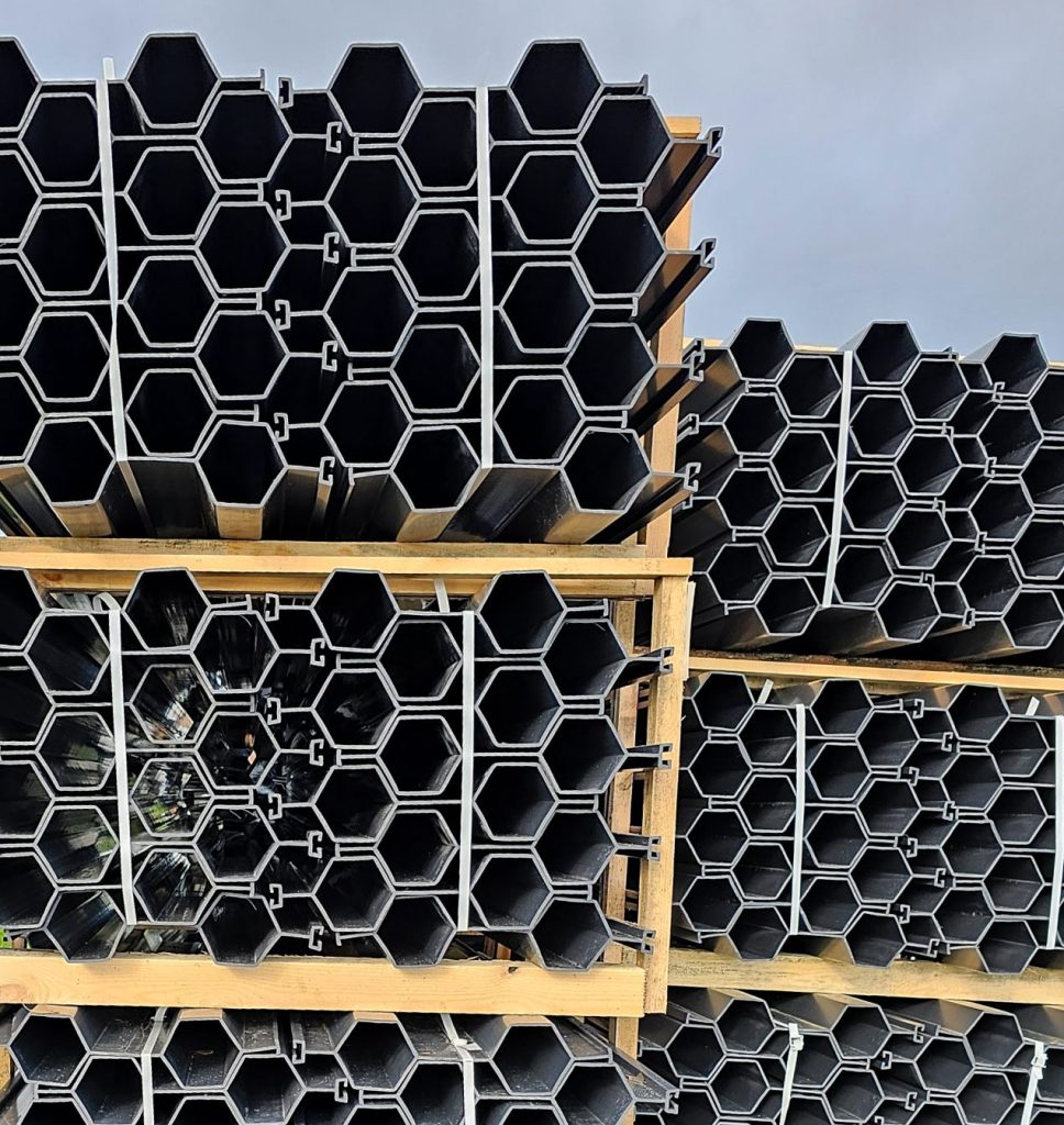 Plastic shoring (Vinyl) - JLD International